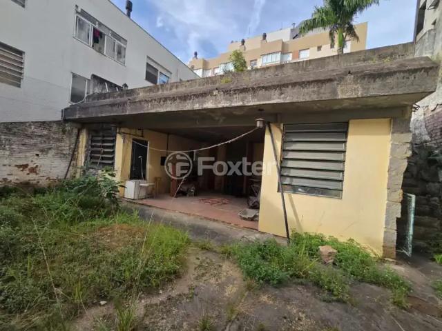 Casa / Sobrado para Venda em Porto Alegre/RS Mont Serrat 3 Quartos