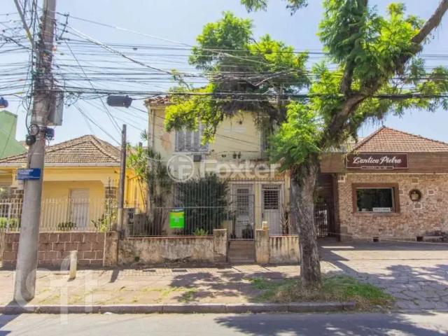 Casa / Sobrado para Venda em Porto Alegre/RS Moinhos de Vento 6 Quartos