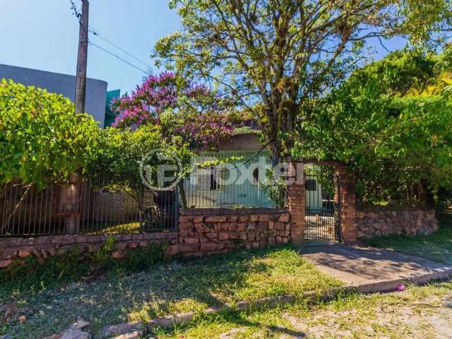 Casa / Sobrado para Venda em Porto Alegre/RS Morro Santana 2 Quartos