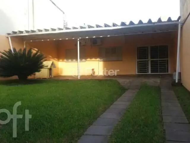 Casa / Sobrado para Venda em Porto Alegre/RS Morro Santana 2 Quartos