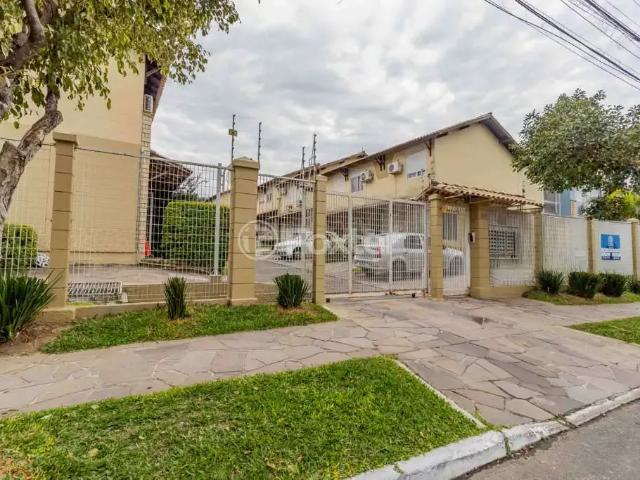 Casa / Sobrado para Venda em Porto Alegre/RS Morro Santana 2 Quartos