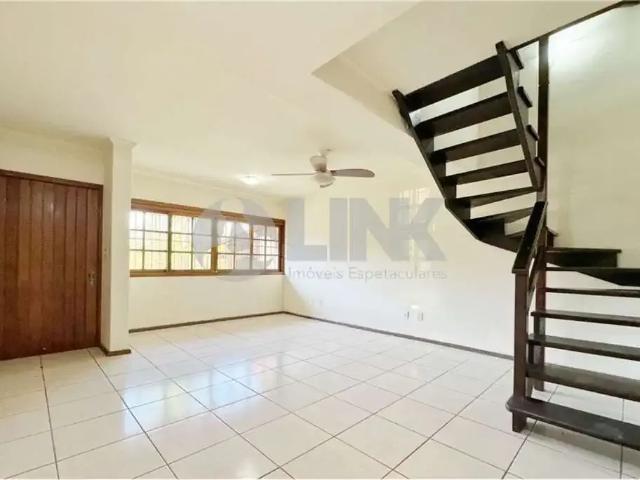 Casa / Sobrado para Venda em Porto Alegre/RS Morro Santana 3 Quartos