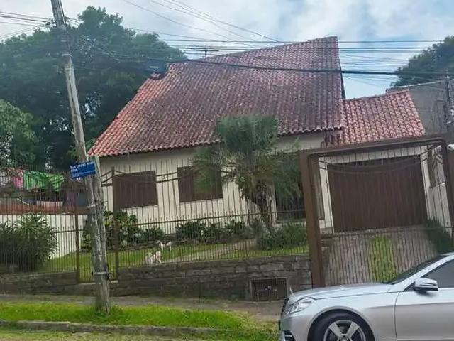 Casa / Sobrado para Venda em Porto Alegre/RS Morro Santana 3 Quartos