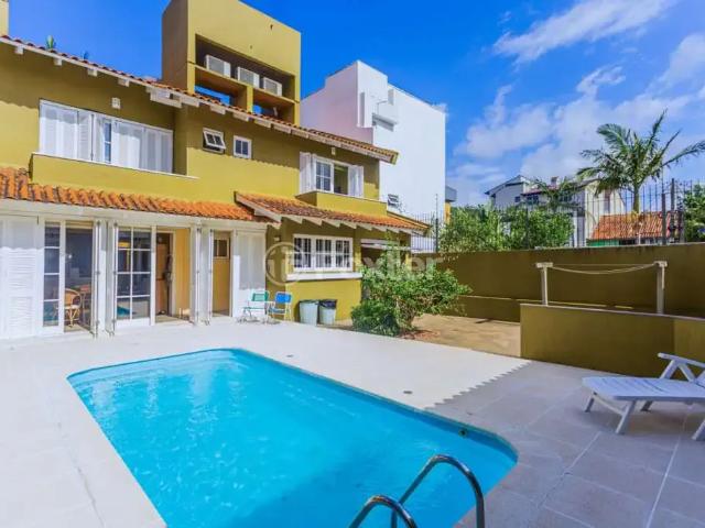 Casa / Sobrado para Venda em Porto Alegre/RS Morro Santana 3 Quartos