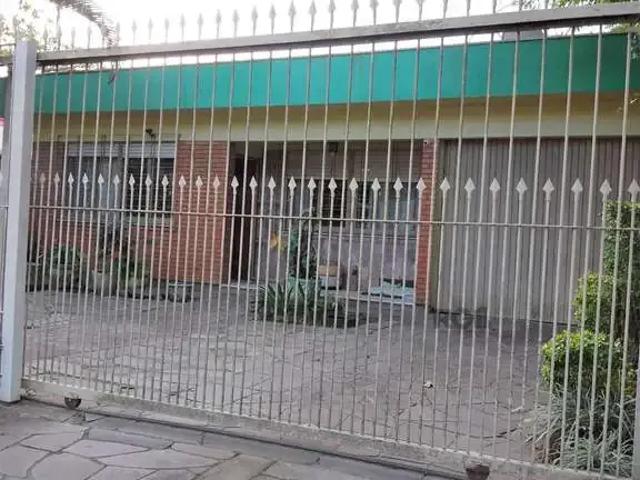 Casa / Sobrado para Venda em Porto Alegre/RS Morro Santana 4 Quartos
