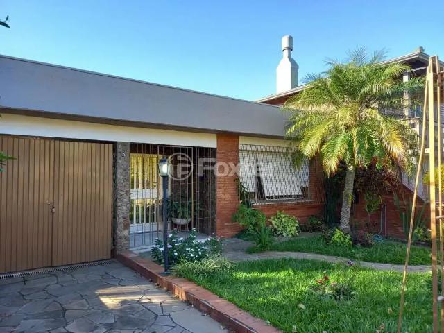 Casa / Sobrado para Venda em Porto Alegre/RS Morro Santana 4 Quartos