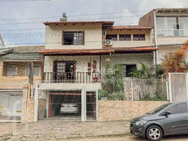 Casa / Sobrado para Venda em Porto Alegre/RS Morro Santana 4 Quartos