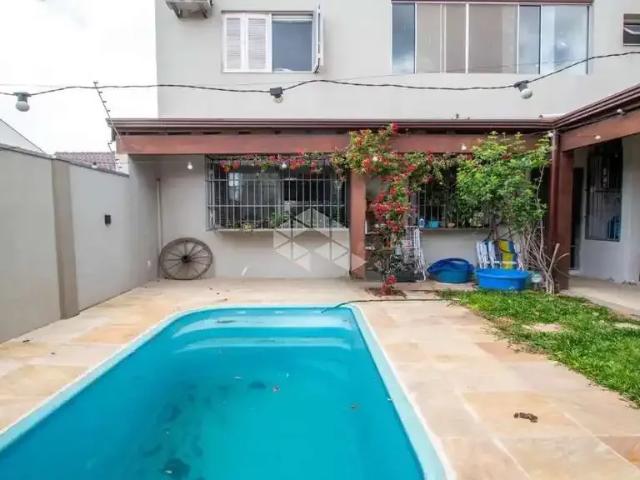 Casa / Sobrado para Venda em Porto Alegre/RS Morro Santana 5 Quartos