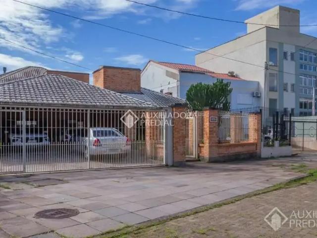 Casa / Sobrado para Venda em Porto Alegre/RS Morro Santana 5 Quartos