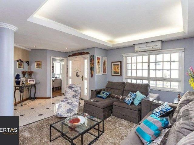 Casa / Sobrado para Venda em Porto Alegre/RS Alto Petrópolis 5 Quartos
