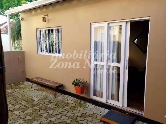 Casa / Sobrado para Venda em Porto Alegre/RS Navegantes 1 Quartos