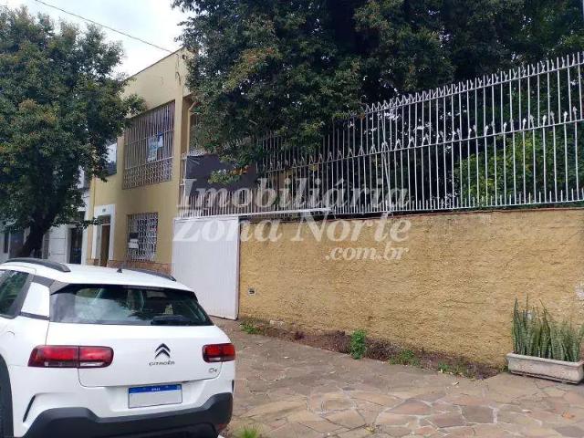 Casa / Sobrado para Venda em Porto Alegre/RS Navegantes 4 Quartos