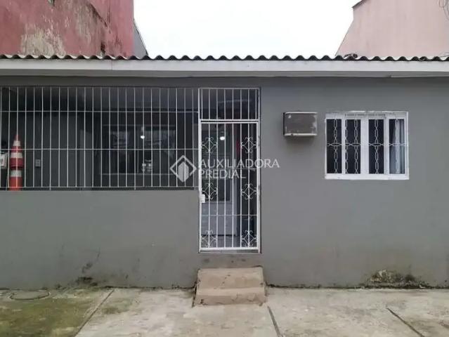 Casa / Sobrado para Venda em Porto Alegre/RS Navegantes 4 Quartos