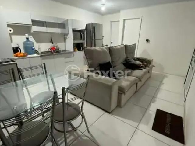 Casa / Sobrado para Venda em Porto Alegre/RS Navegantes 4 Quartos
