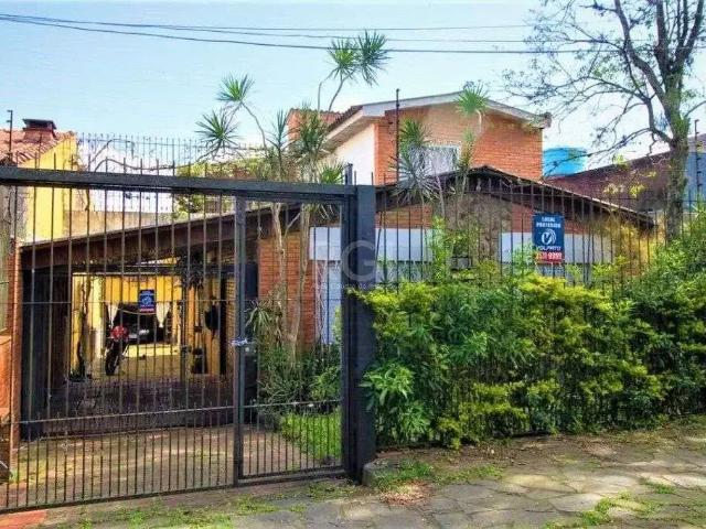 Casa / Sobrado para Venda em Porto Alegre/RS Nonoai 3 Quartos