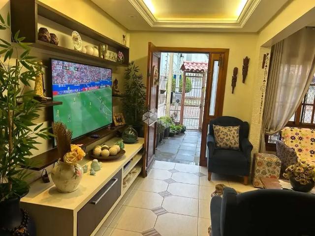 Casa / Sobrado para Venda em Porto Alegre/RS Nonoai 3 Quartos