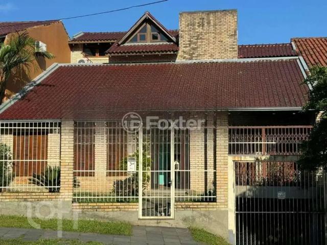 Casa / Sobrado para Venda em Porto Alegre/RS Nonoai 3 Quartos