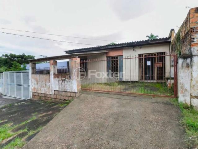 Casa / Sobrado para Venda em Porto Alegre/RS Nonoai 3 Quartos