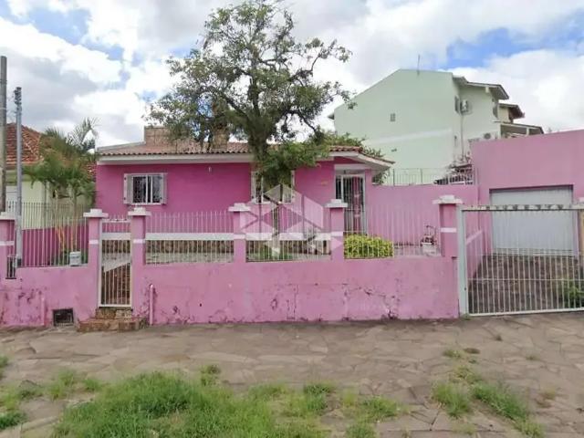 Casa / Sobrado para Venda em Porto Alegre/RS Nonoai 3 Quartos