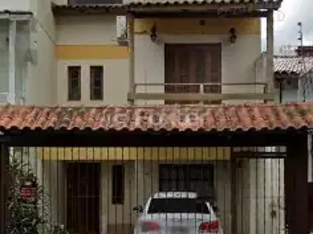 Casa / Sobrado para Venda em Porto Alegre/RS Nonoai 3 Quartos
