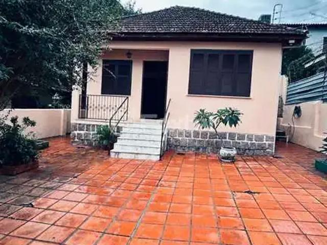 Casa / Sobrado para Venda em Porto Alegre/RS Nonoai 3 Quartos