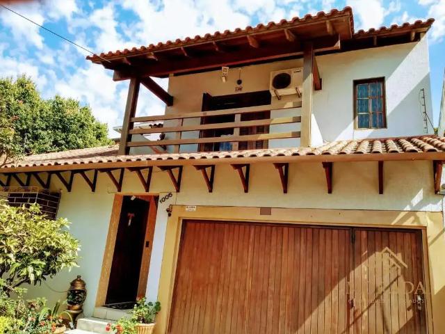 Casa / Sobrado para Venda em Porto Alegre/RS Nonoai 3 Quartos