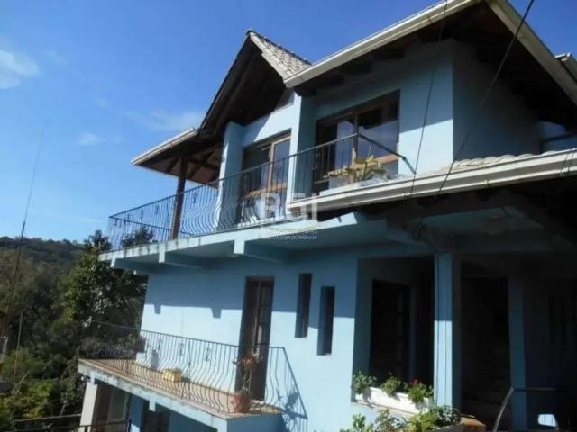 Casa / Sobrado para Venda em Porto Alegre/RS Nonoai 4 Quartos