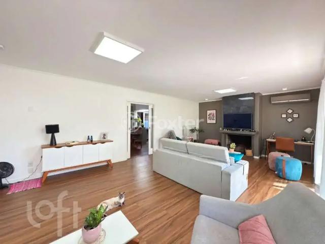 Casa / Sobrado para Venda em Porto Alegre/RS Nonoai 4 Quartos