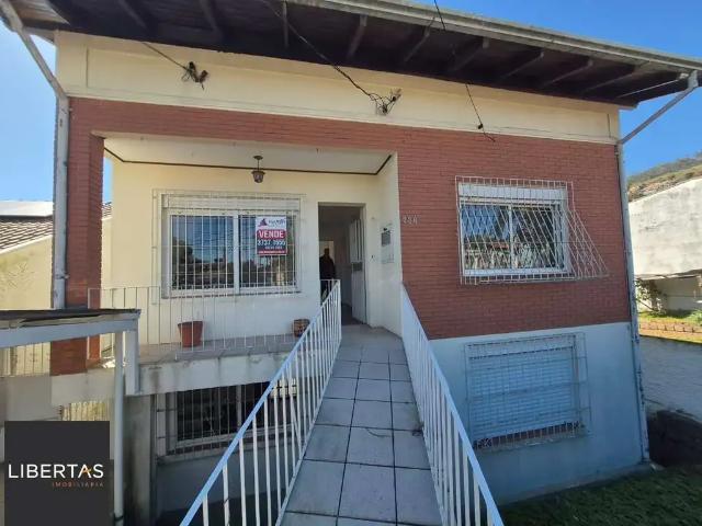 Casa / Sobrado para Venda em Porto Alegre/RS Nonoai 4 Quartos