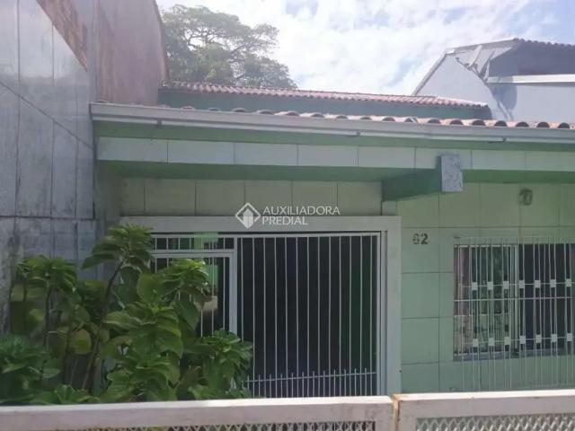 Casa / Sobrado para Venda em Porto Alegre/RS Nonoai 4 Quartos