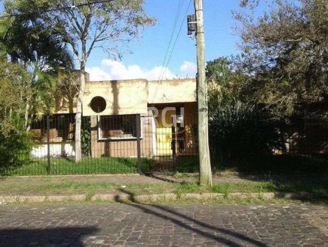 Casa / Sobrado para Venda em Porto Alegre/RS Nonoai 4 Quartos