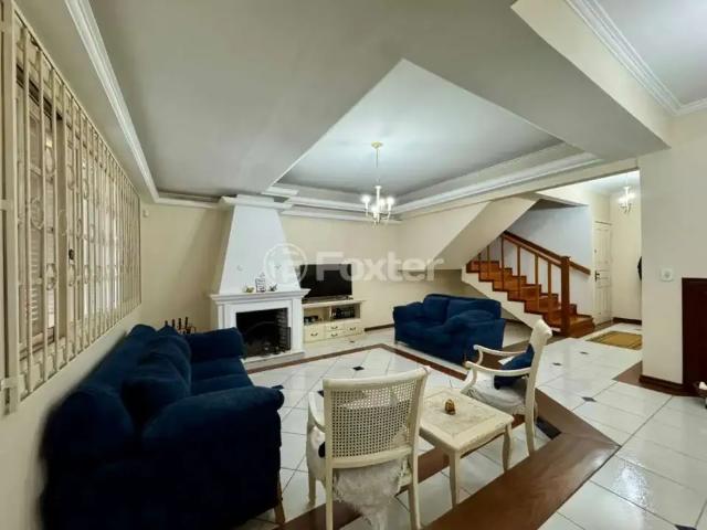 Casa / Sobrado para Venda em Porto Alegre/RS Nonoai 4 Quartos