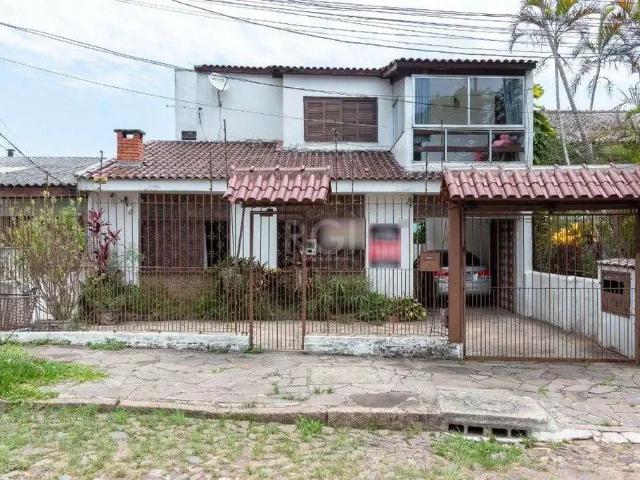 Casa / Sobrado para Venda em Porto Alegre/RS Nonoai 6 Quartos