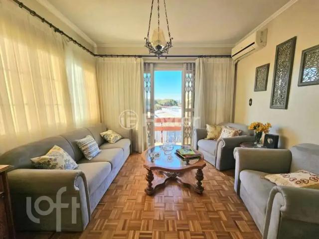 Casa / Sobrado para Venda em Porto Alegre/RS Partenon 4 Quartos
