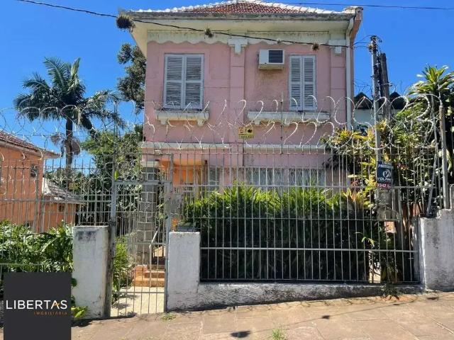 Casa / Sobrado para Venda em Porto Alegre/RS Partenon 4 Quartos