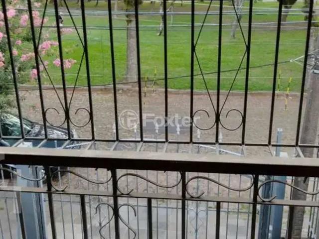 Casa / Sobrado para Venda em Porto Alegre/RS Partenon 4 Quartos