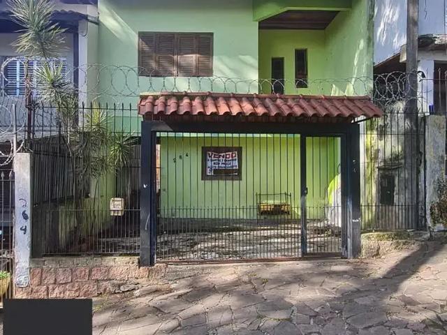 Casa / Sobrado para Venda em Porto Alegre/RS Partenon 4 Quartos