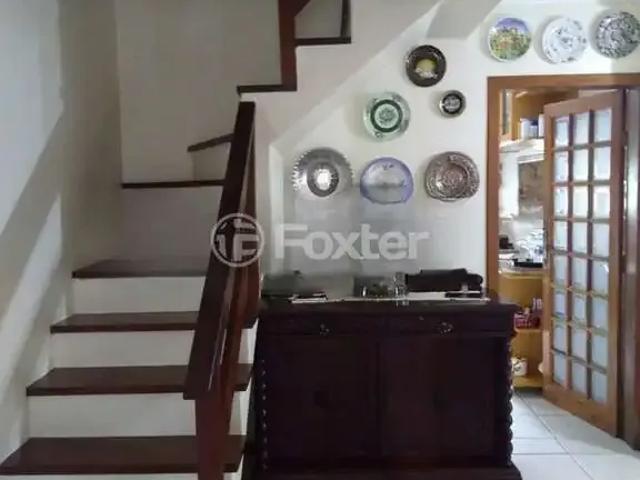 Casa / Sobrado para Venda em Porto Alegre/RS Partenon 4 Quartos