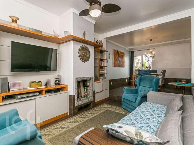 Casa / Sobrado para Venda em Porto Alegre/RS Partenon 4 Quartos