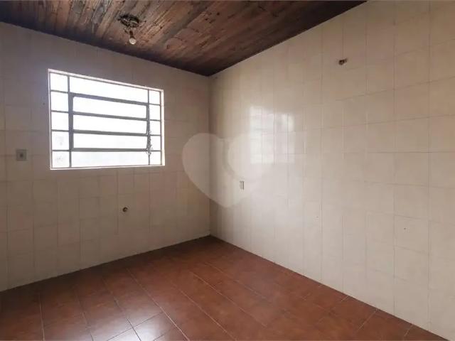 Casa / Sobrado para Venda em Porto Alegre/RS Partenon 4 Quartos