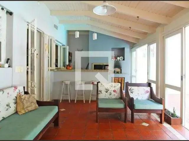 Casa / Sobrado para Venda em Porto Alegre/RS Partenon 4 Quartos