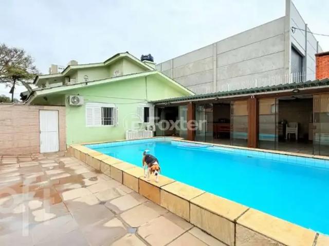 Casa / Sobrado para Venda em Porto Alegre/RS Partenon 4 Quartos