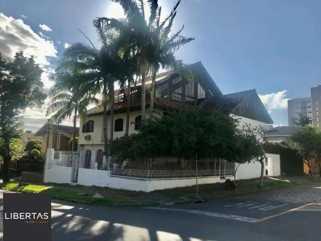 Casa / Sobrado para Venda em Porto Alegre/RS Partenon 4 Quartos