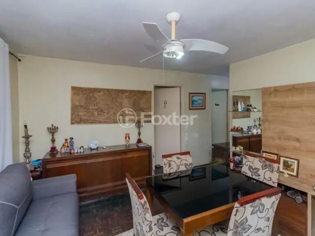 Casa / Sobrado para Venda em Porto Alegre/RS Partenon 9 Quartos