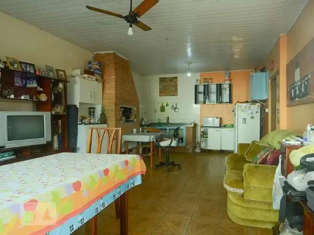 Casa / Sobrado para Venda em Porto Alegre/RS Partenon 1 Quartos