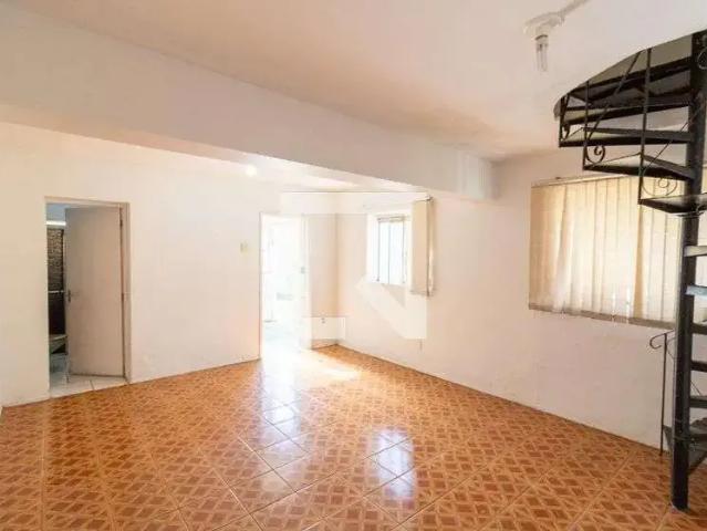 Casa / Sobrado para Venda em Porto Alegre/RS Partenon 2 Quartos