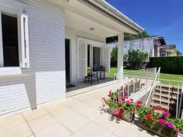 Casa / Sobrado para Venda em Porto Alegre/RS Partenon 2 Quartos