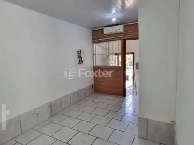 Casa / Sobrado para Venda em Porto Alegre/RS Partenon 2 Quartos