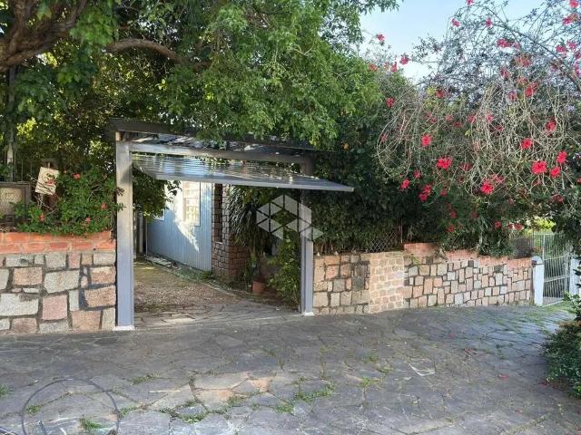 Casa / Sobrado para Venda em Porto Alegre/RS Partenon 2 Quartos
