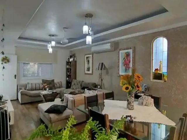 Casa / Sobrado para Venda em Porto Alegre/RS Partenon 3 Quartos